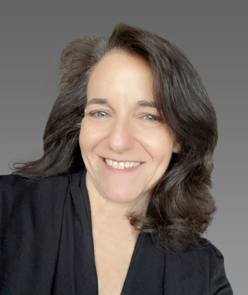 Robyn Taylor | Jewish Family & Child Service in Portland, Oregon